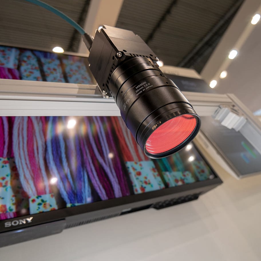 Microsatellite Captures High Resolution Imagery with the Atlas 5GigE 31 ...